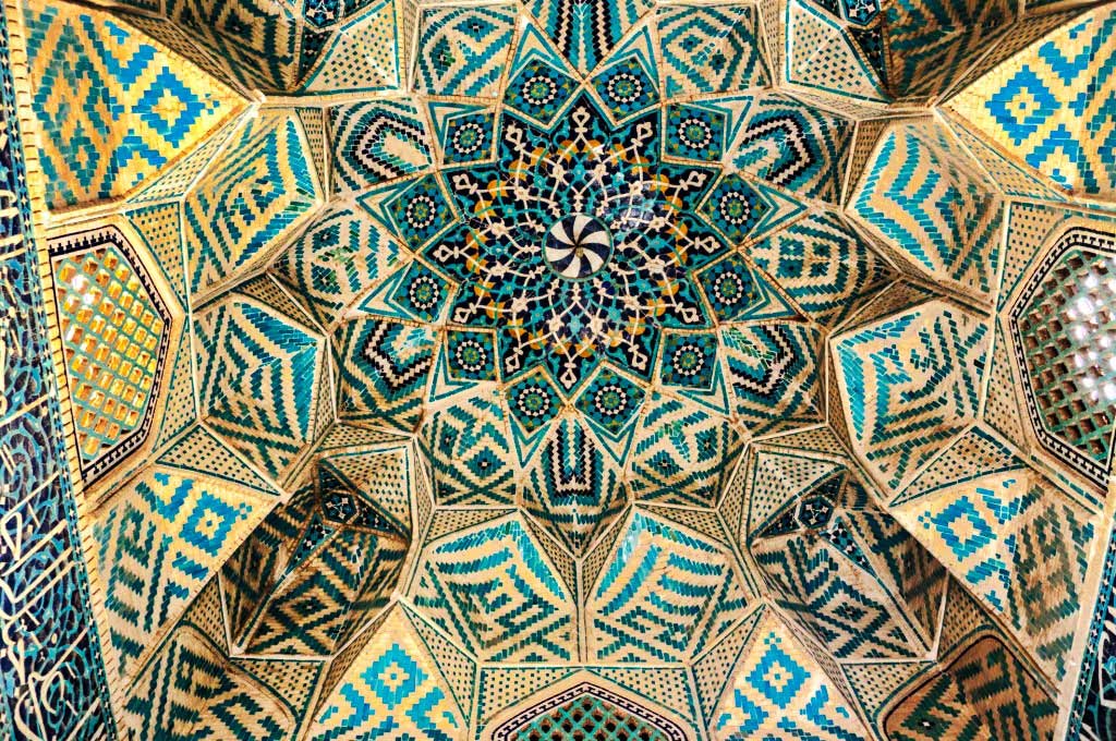 Tekkechini (moaraq) Tile In Persian Architecture | 2024
