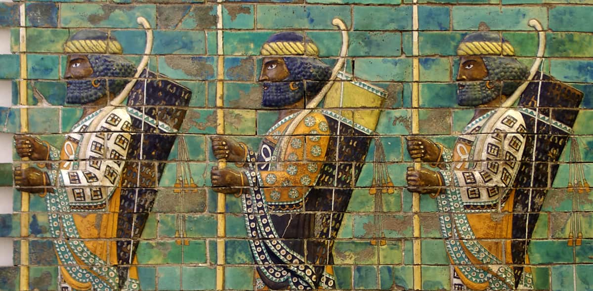 Kheshti Or Haftrang Tile In Persian Architecture | 2024