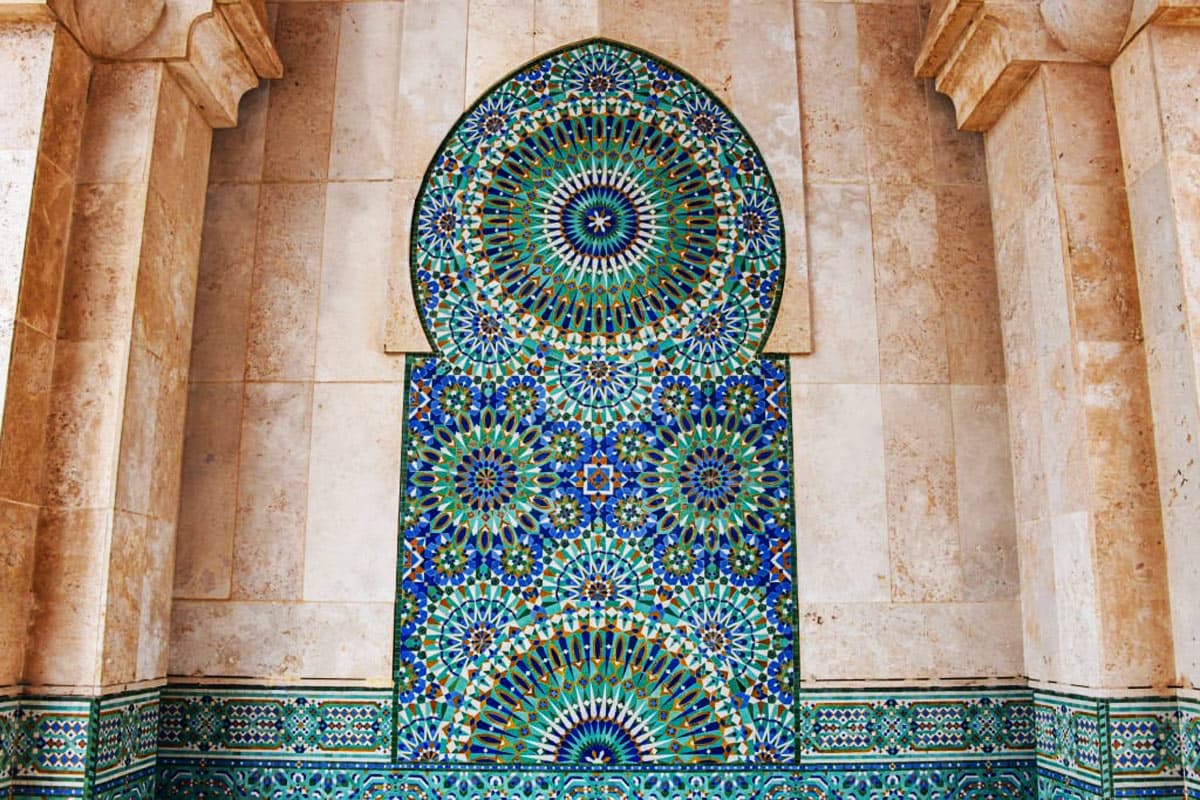 Illuminating The Significance Of Muslim Geometric Patterns